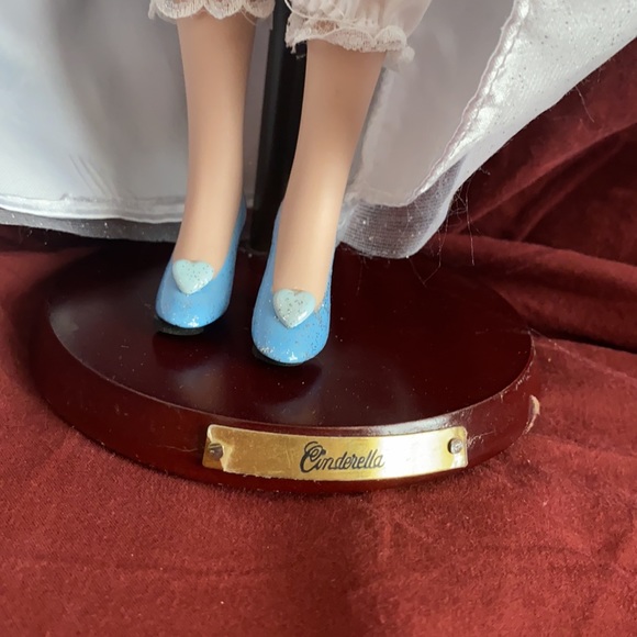 Disney brass key | Toys | Disney Brass Key Cinderella Porcelain Doll ...